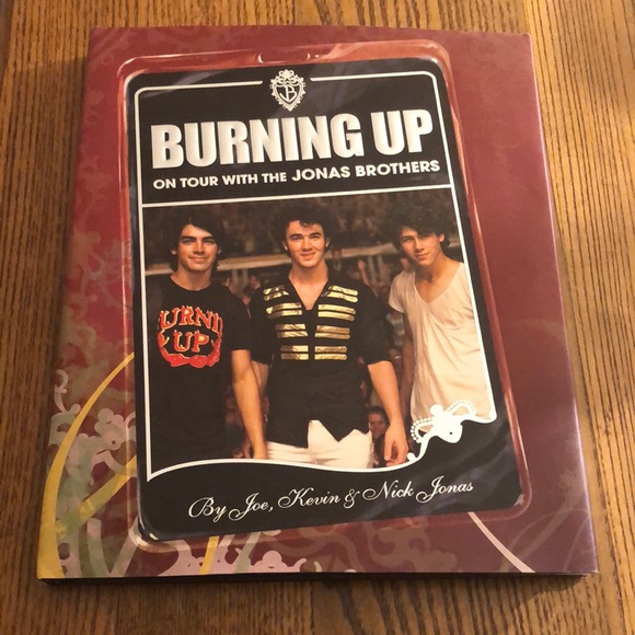 Disney | Accents | Like New Jonas Brothers Burning Up Book Hardcover ...